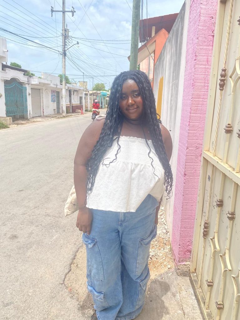 Move Abroad w/ Haley Ross – Move Abroad and Thrive